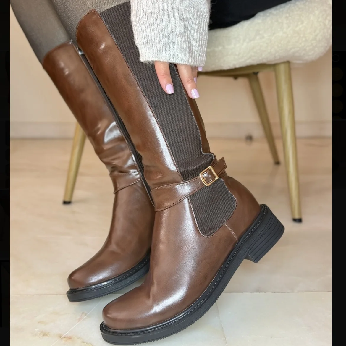 Botte Marron Plat à Bout Rond - Nouvelle collection 2026