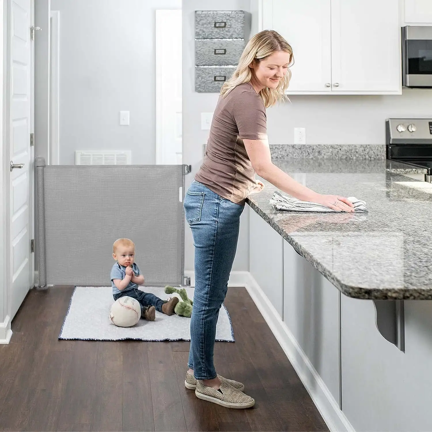 بوابة الأطفال قابلة للسحب لحماية الطفل - Baby Gate