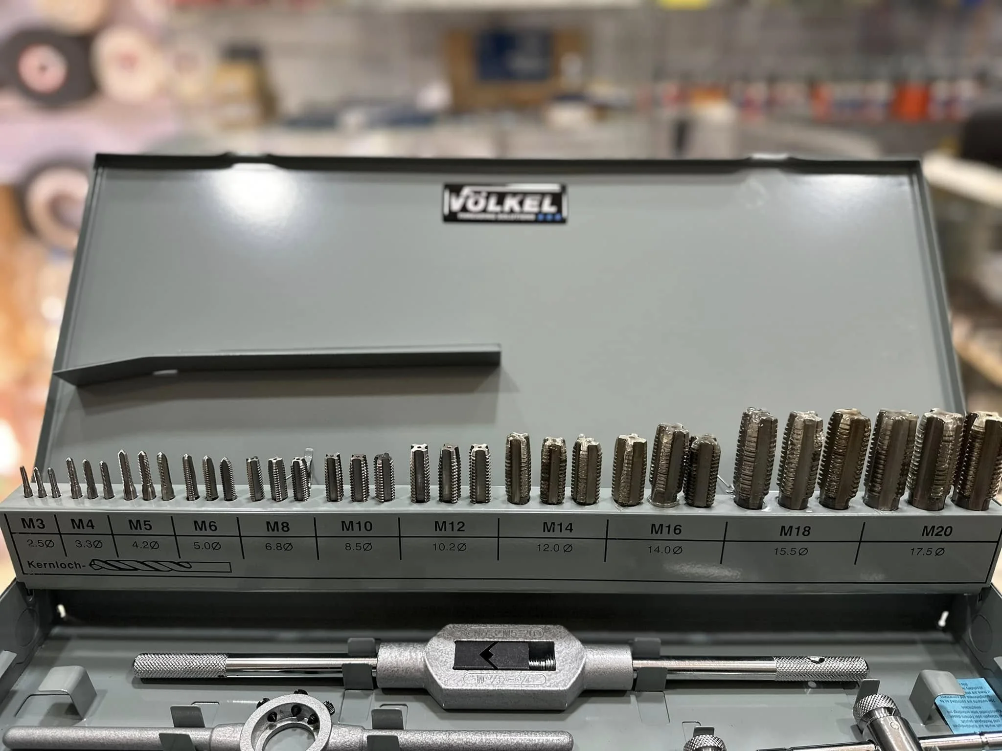 Coffret Jeu Taraud Et Filières Volkel Germany De M3-M20