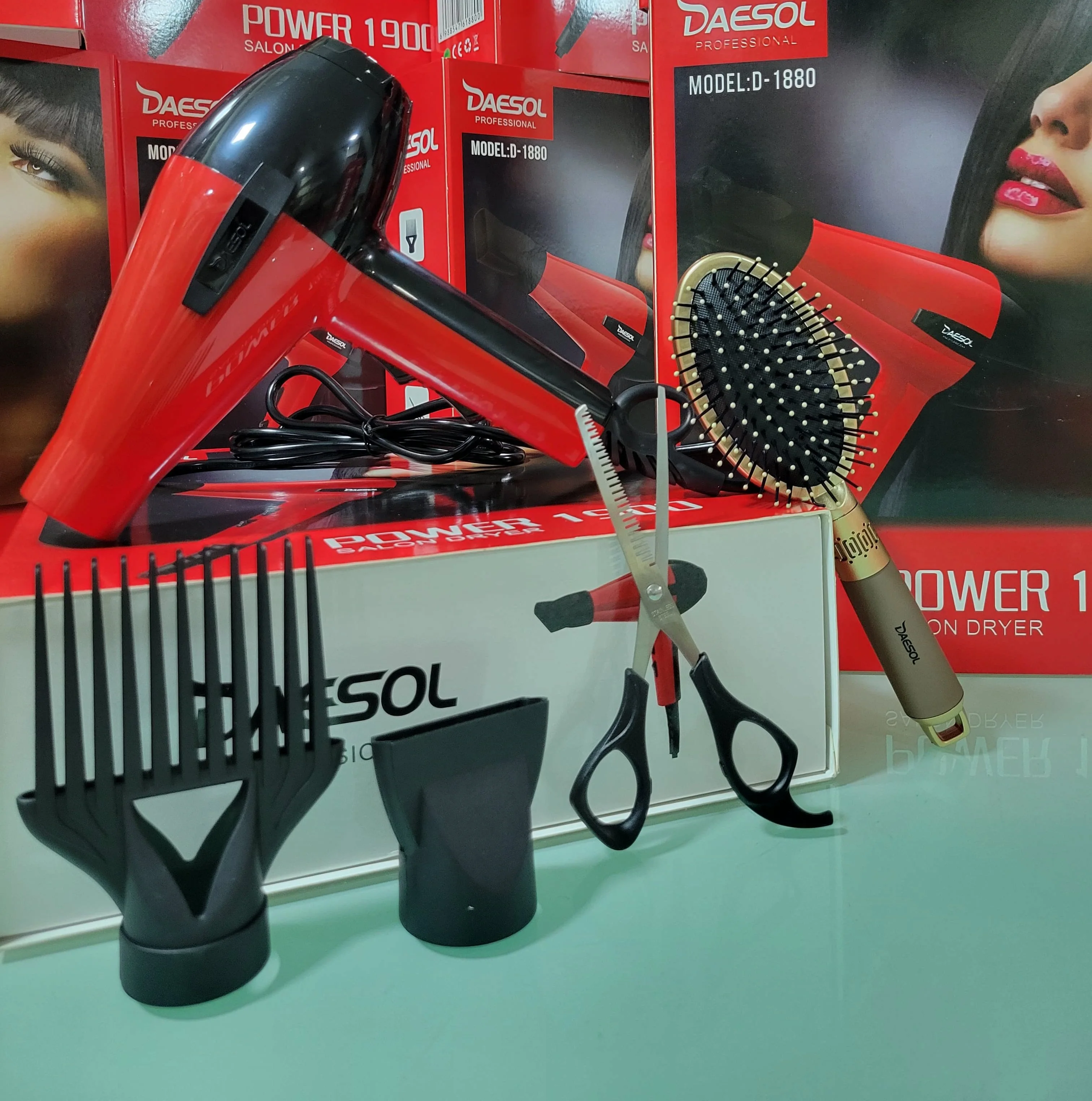 Sèche-cheveux Daesol Ionic 1900W (garantie de 9 mois)