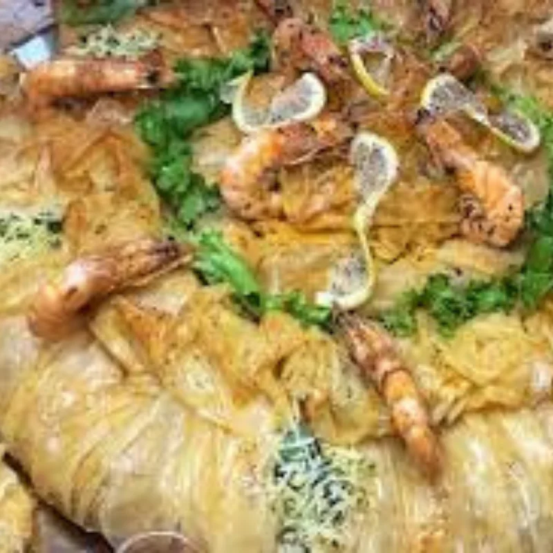 Pastilla Aux Fruit De Mer (12 Personnes)