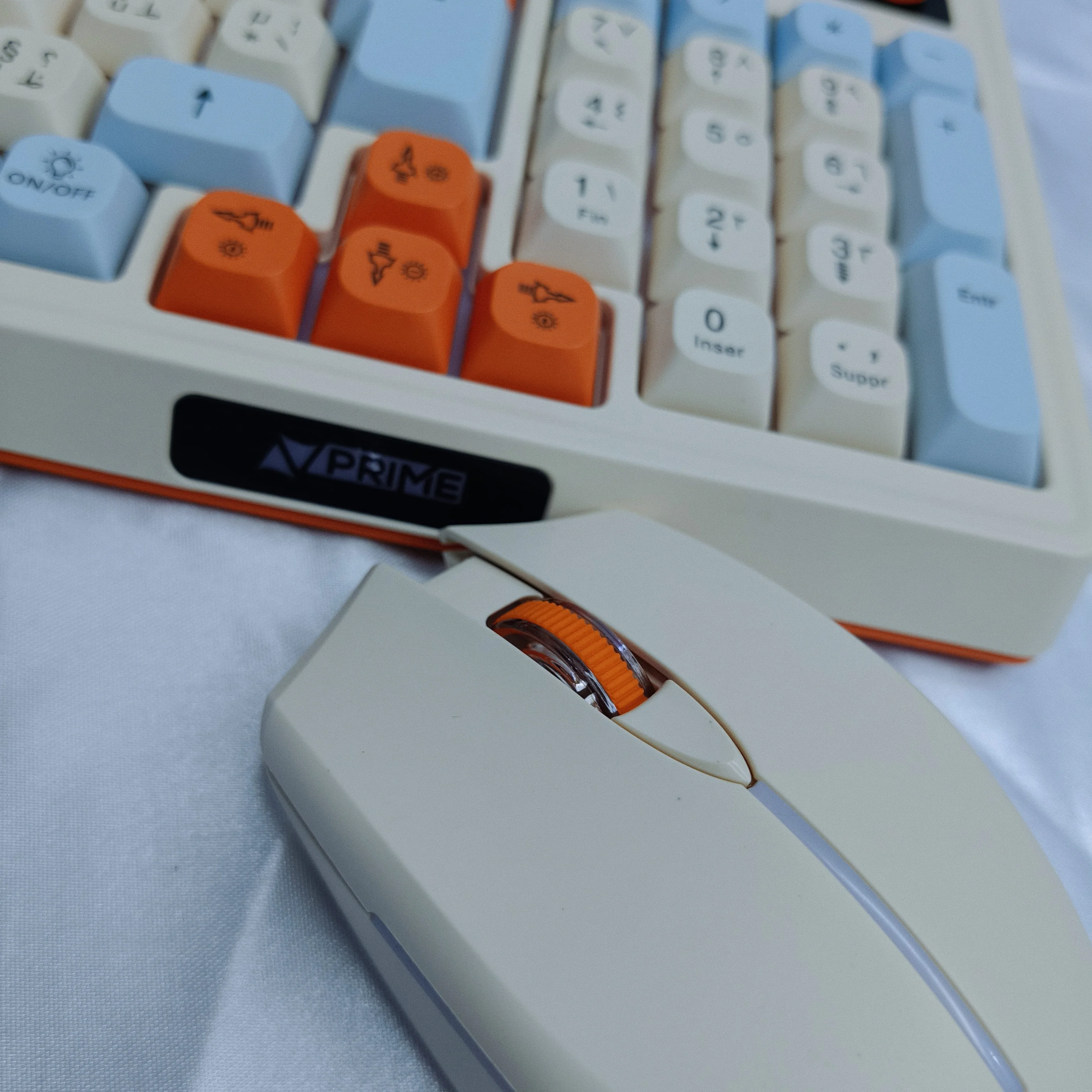 combo prime wireless RGB