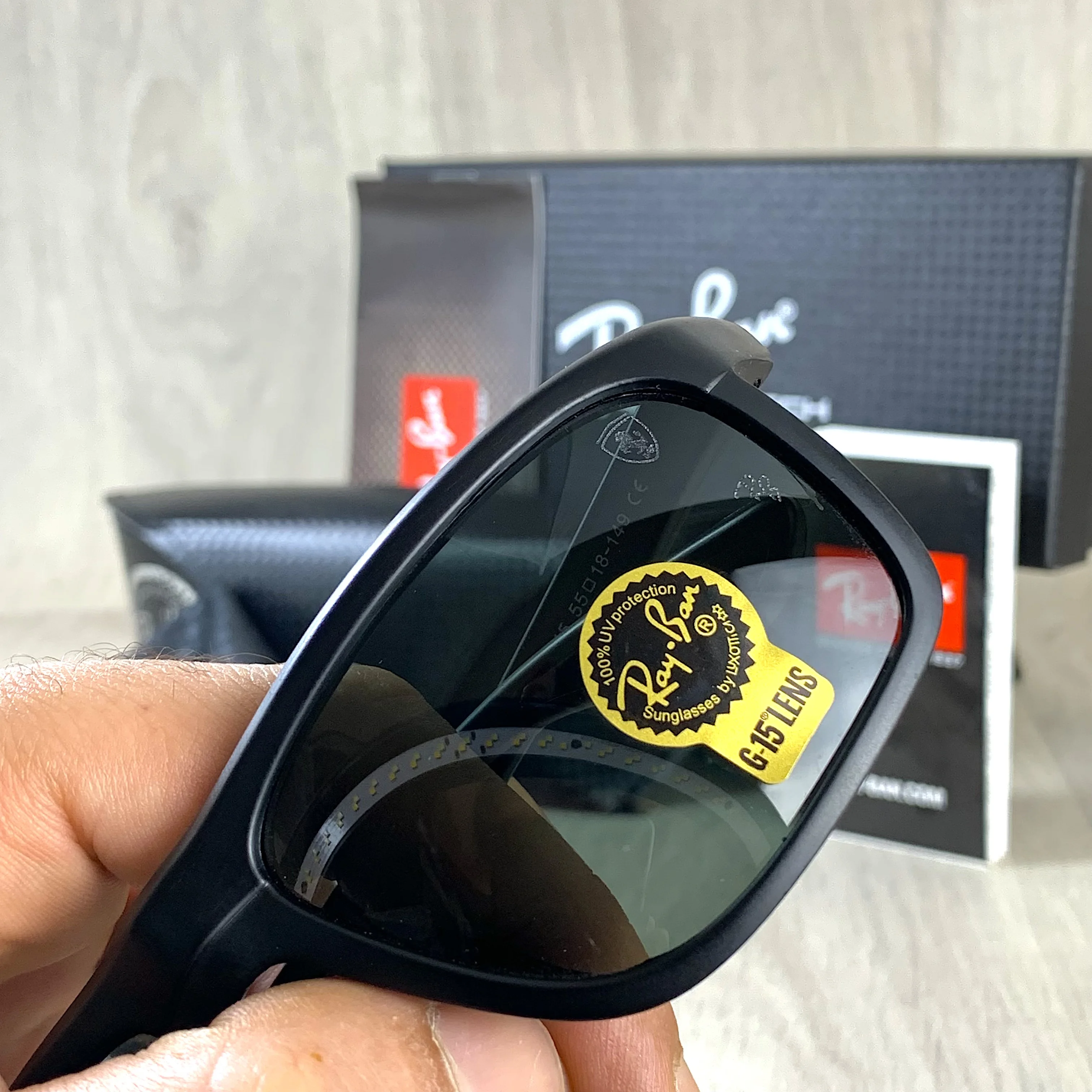 DUO RAY BAN FERRARI